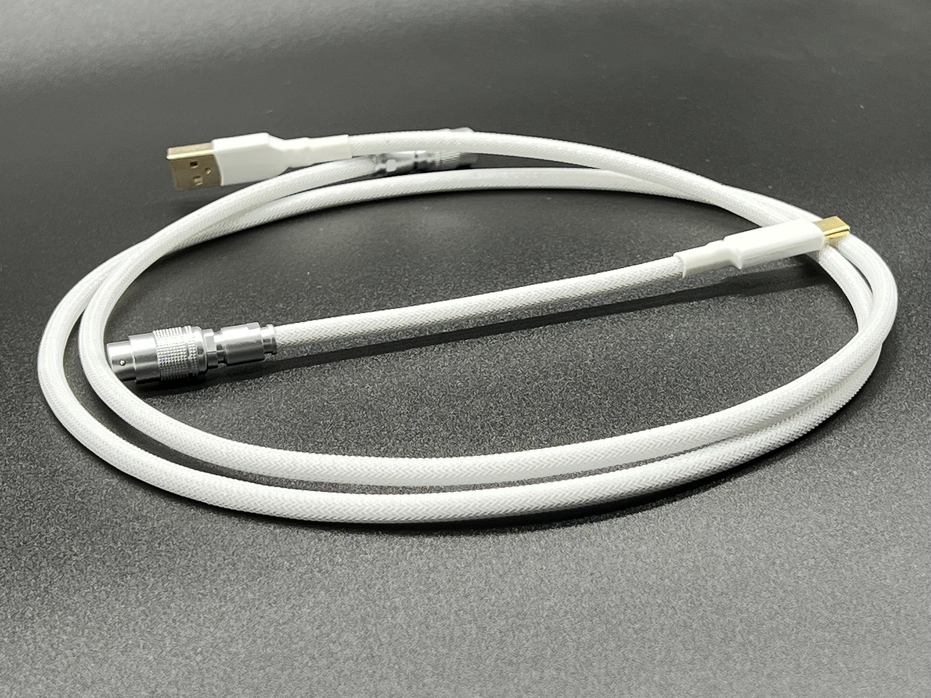 Custom Straight Keyboard Cable (white) - Etsy
