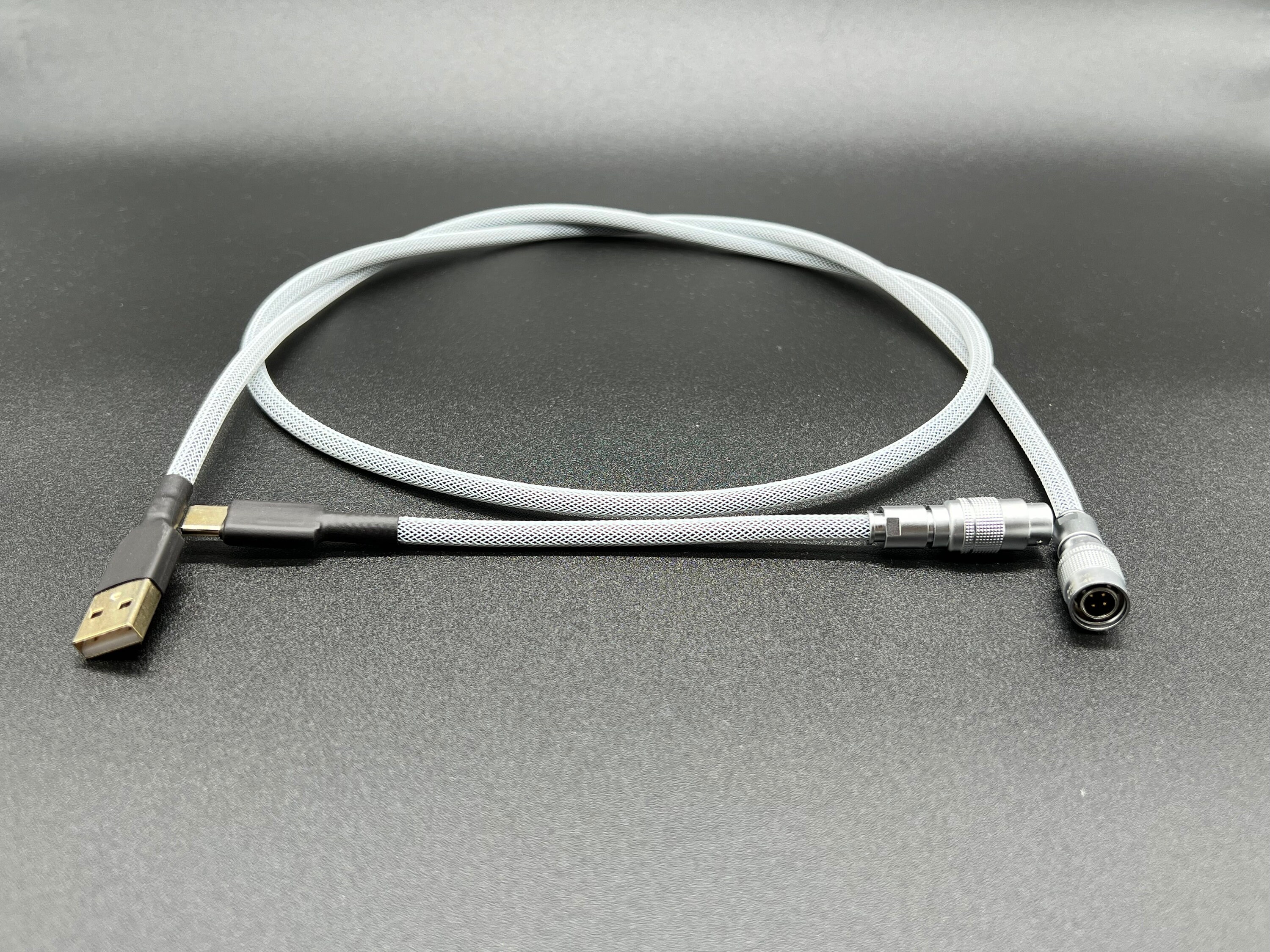 Custom Straight Keyboard Cable (white&black) - Etsy