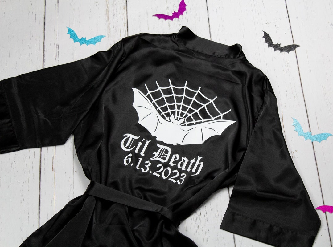 Bride Future Mrs. Gothic Bat and Spider Web Robe, Maid of Honor Robe ...