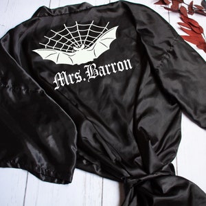 Bride Future Mrs. Gothic Bat and Spider Web Robe, Maid of Honor Robe ...