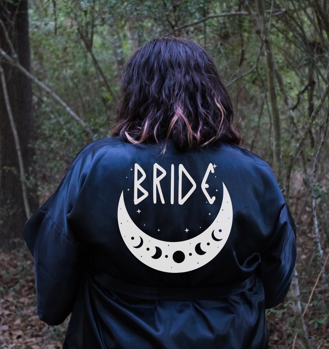 Brides Coven Robe, Maid of Honor Robe, Witch Bridal Party Robe, Gothic ...