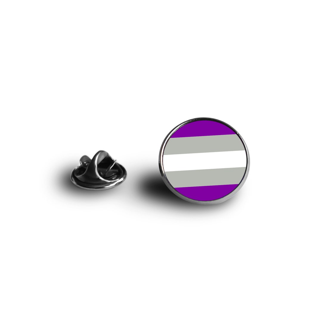 Graysexual Flag Pin- - Minimalist Flag - Snap Pin - Magnifying Glass ...