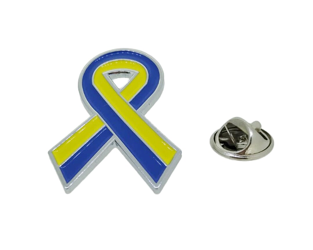 Ukraine Flag Pin - Minimalist Flag - Snap Pin - Ukraine Ribbon Pin ...