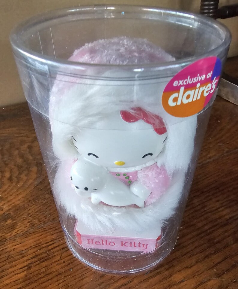Rare Pink Winter Hello Kitty BOBBLE HEAD 2004 Limited Edition original ...