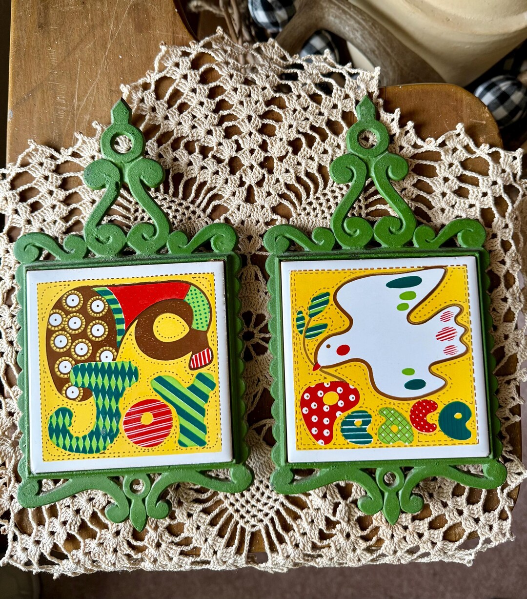 VINTAGE TRIVETS Set of 2 Vintage PRINCE Tile Trivets 70s Trivets Cast ...