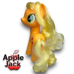 6-inch Applejack My Little Pony Figure With Molded Bangs (hasbro, 2010 ...