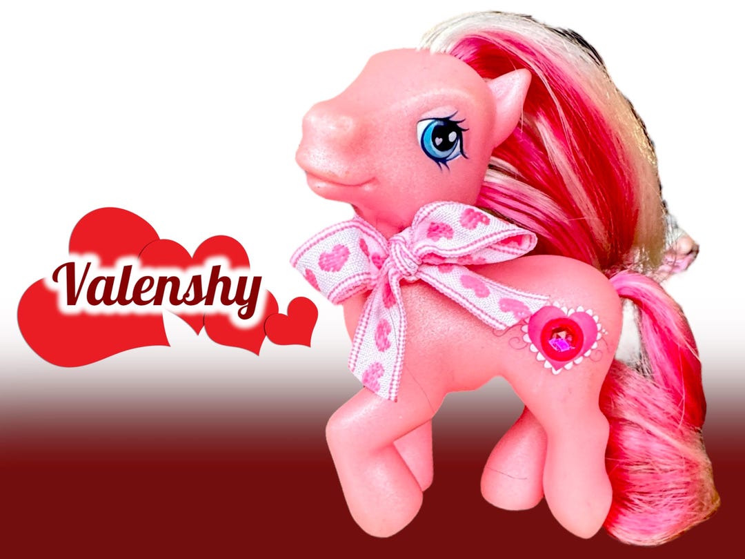 Valenshy G3 Valentines My Little Pony Jewel Cutie Mark Magnetic Foot ...