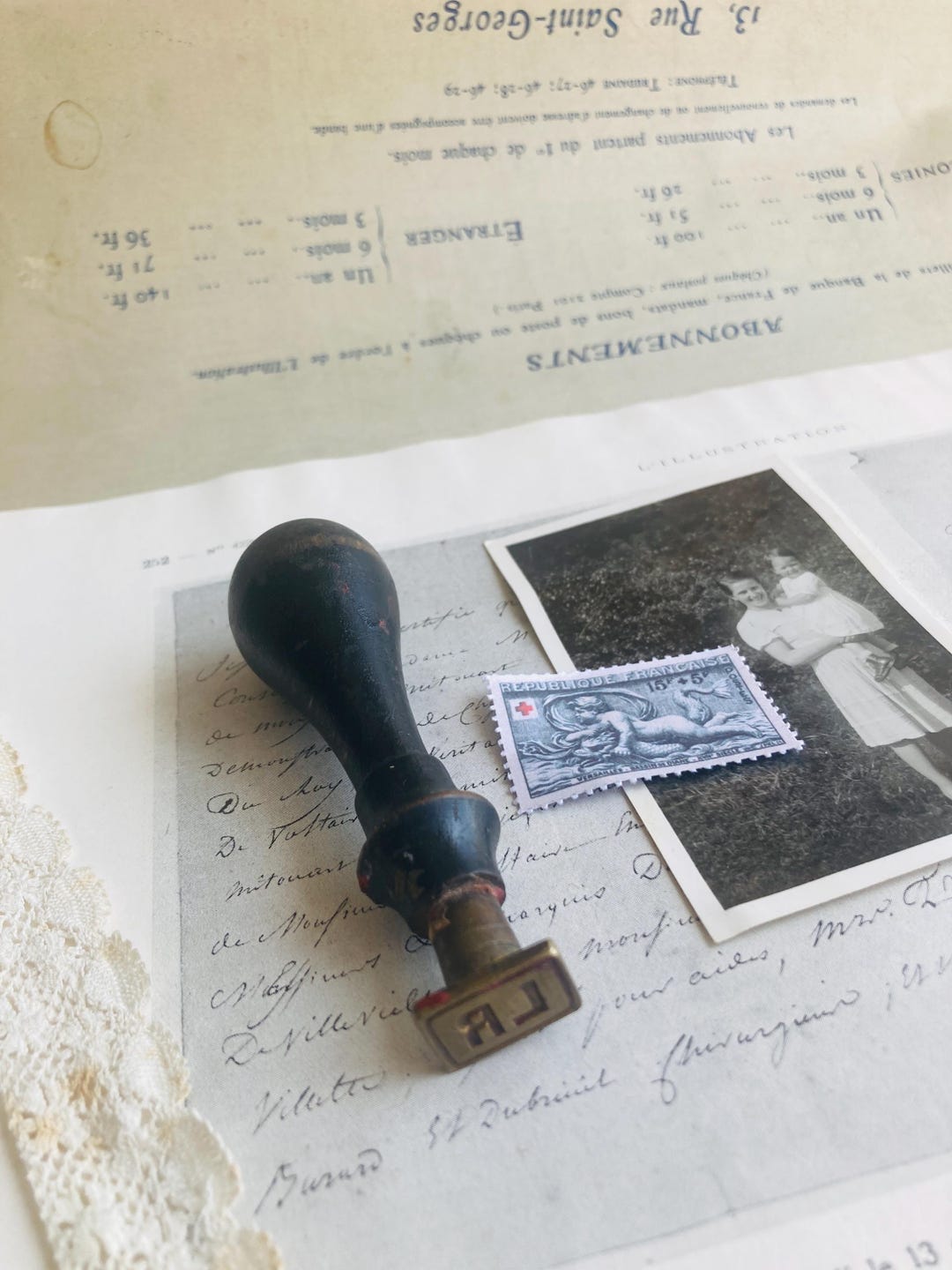 Ancien sceau à cacheter en bois – Initiales L.R – avec reste de cire ...