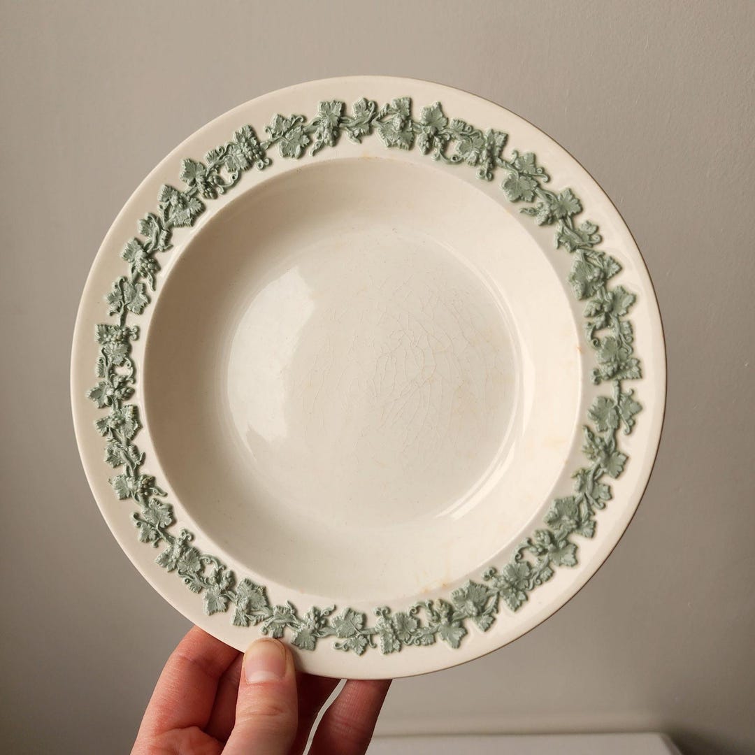 Wedgwood of Etruria and Barlaston Embossed Queensware Ivy Rimmed Soup ...