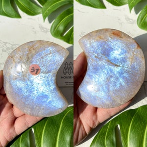 Natural Large Moonstone With Sunstone Carvings/belomorite Moonstone ...