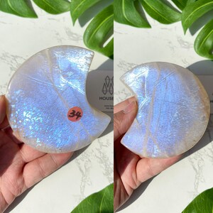 Natural Large Moonstone With Sunstone Carvings/belomorite Moonstone ...