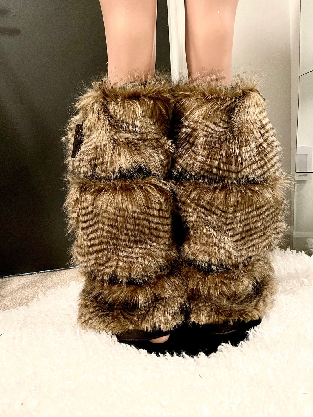 Vanity Legwear Xenia Oversized Fur Leg Warmers Pheasant Feather Print ...