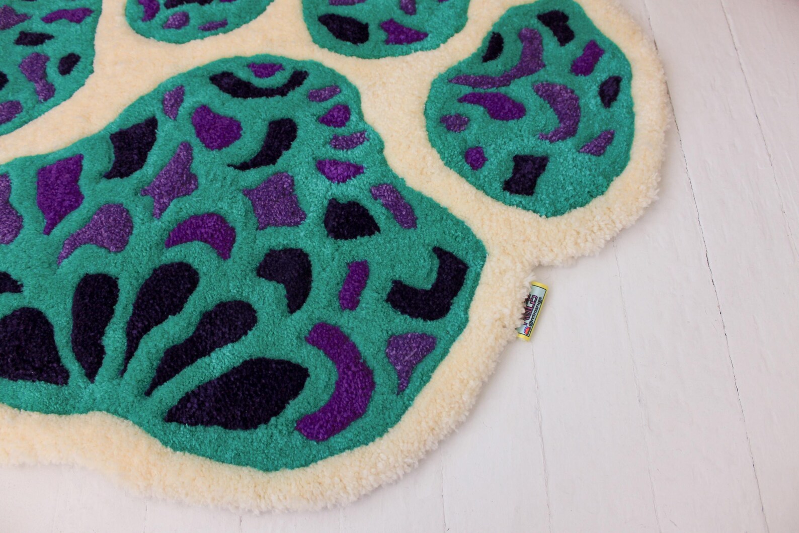 Hand Tufted Stained Glass Paw Print Rug - Handmade Home Decor - Etsy