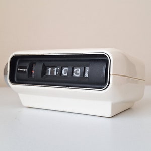 Sankyo Electronic Clock, Sankyo Clock, Sankyo Electric Clock, Leaf ...