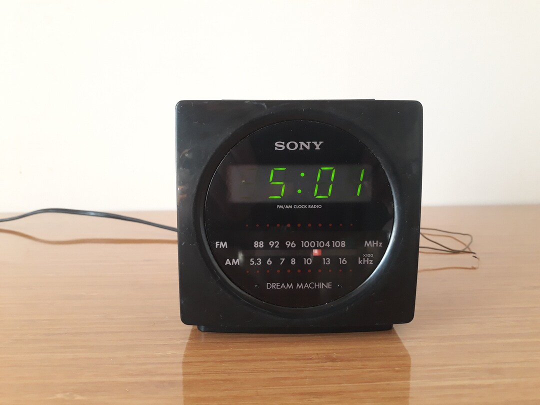 Sony Dream Machine, Sony Radio, Sony Clock, Clock, Radio, White Cube AM ...