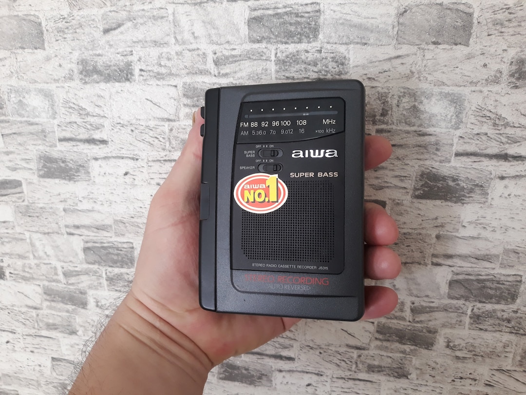 Vintage Aiwa Walkman HS-JS315: FM AM Cassette Player - Etsy