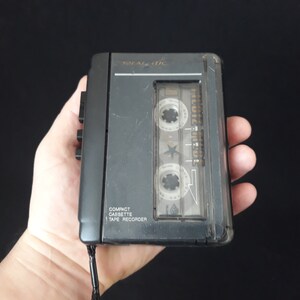 Vintage Realistic Walkman Cassette Player, Realistic Cassette Player ...