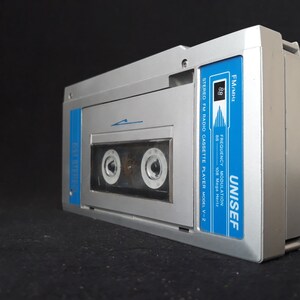 Vintage Unısef Walkman Cassette Player, Retro Cassette Player, Pop Art ...