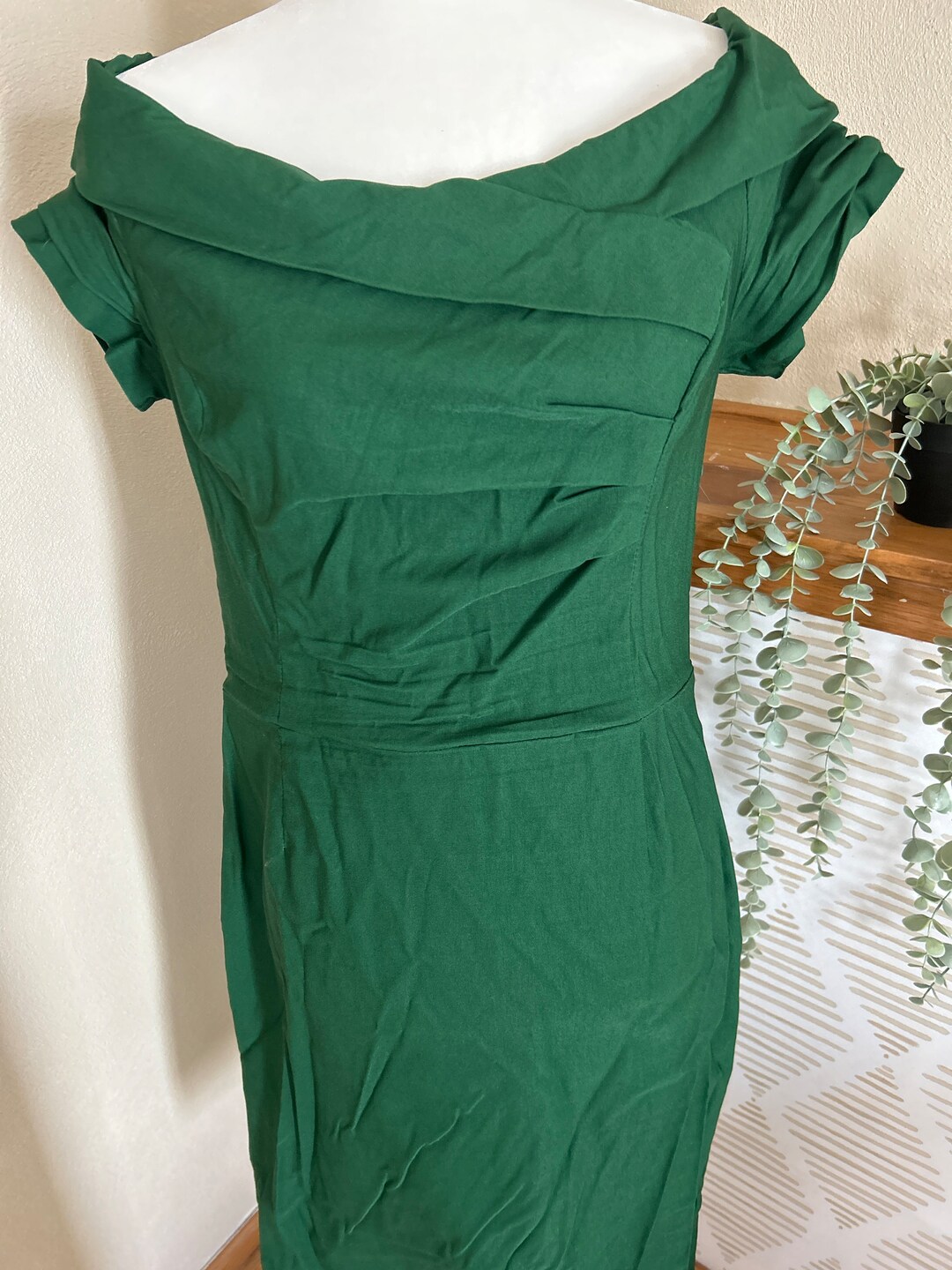 Green off the Shoulder Wiggle Dress - Etsy