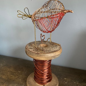 Miniature Wire Robin Sculpture - Wire Robin - Robin in Wire - Etsy UK