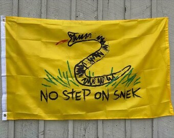 No Step on Snek Flag | Etsy
