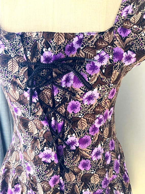 Pretty Front Lacing Floral Patterned Dress in Autumn … - Gem