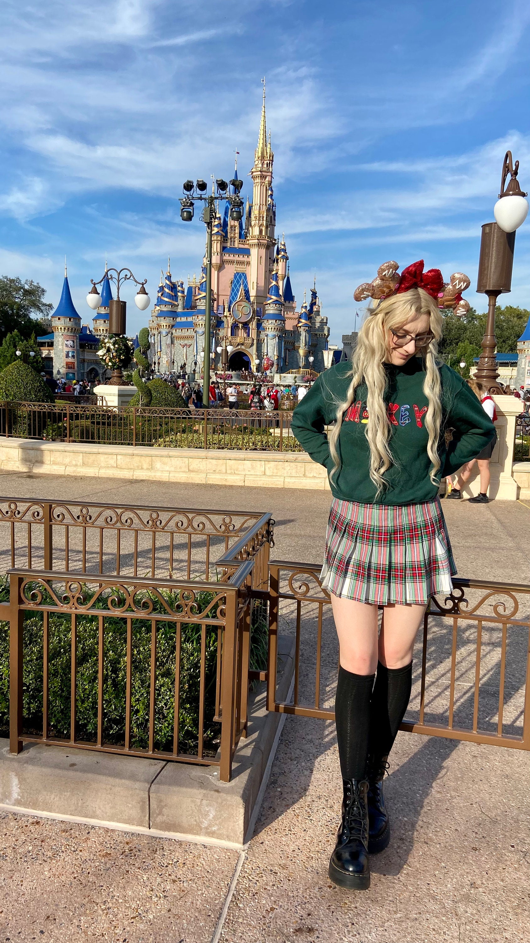 Vintage Disney Mickey Mouse Christmas Pullover Sweatshirt With Elbow ...