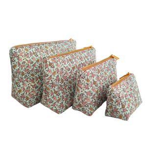 Quilted Toiletry Bag Sewing Pattern 4 SIZES | Zipper Pouch | Cosmetic ...