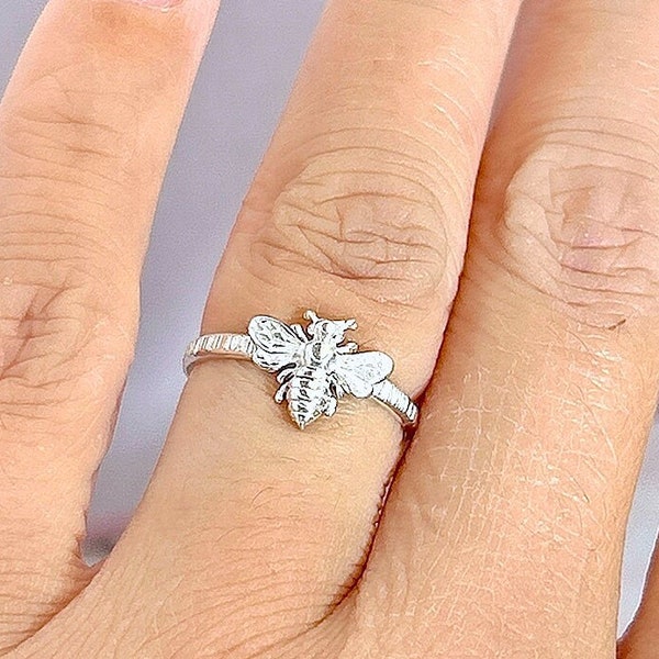 Silver Bee Ring - Etsy