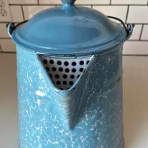 Jumbo Sized Pitcher in Sky Blue With a Unique Solid Blue Lid. - Etsy