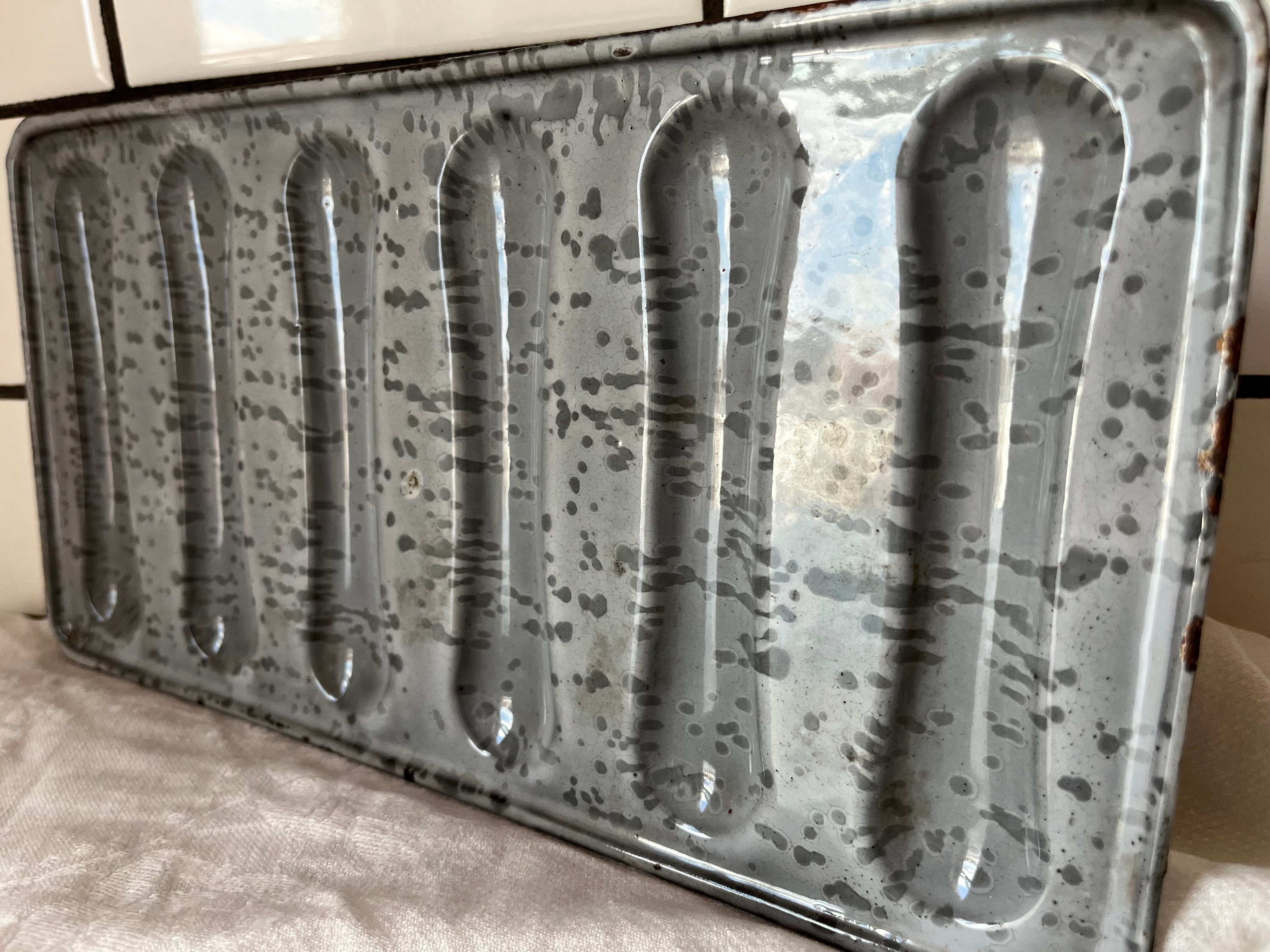 Rare Graniteware Lady Finger Tray in Shiny Mottled Grey With a Great ...