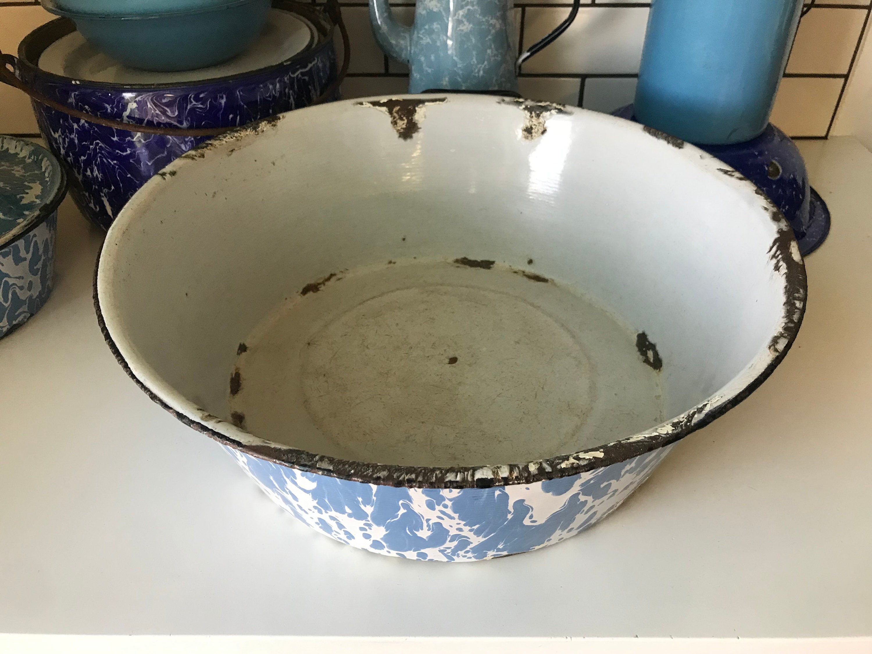 Giant One Handled Swirl Graniteware Enamelware Basin - Etsy