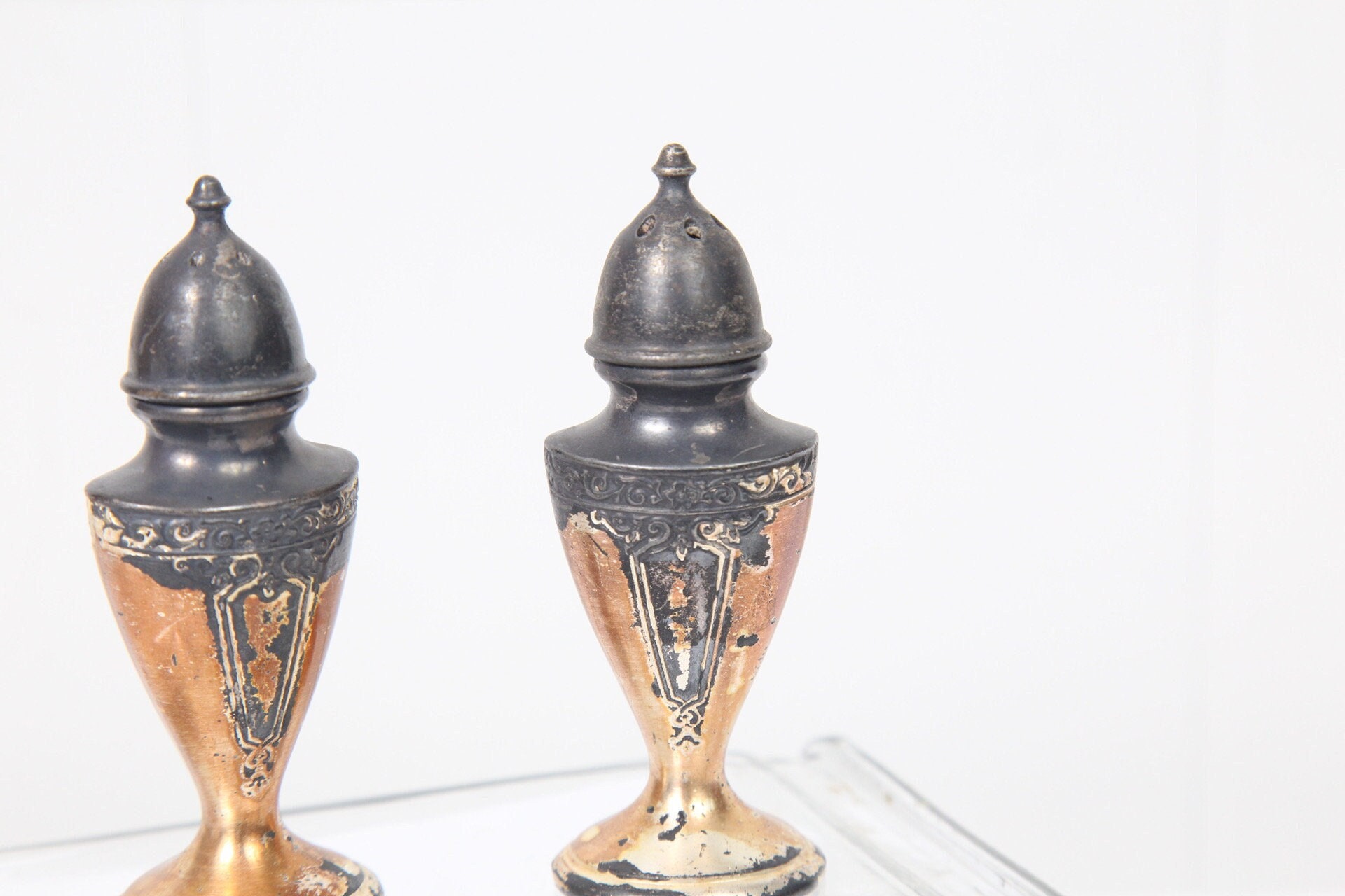 Vintage Rare Set of Two Avon Metal Salt and Pepper Shakers - Etsy