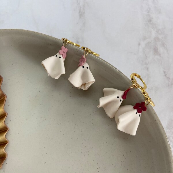 Ghost With Flower Crown - Etsy