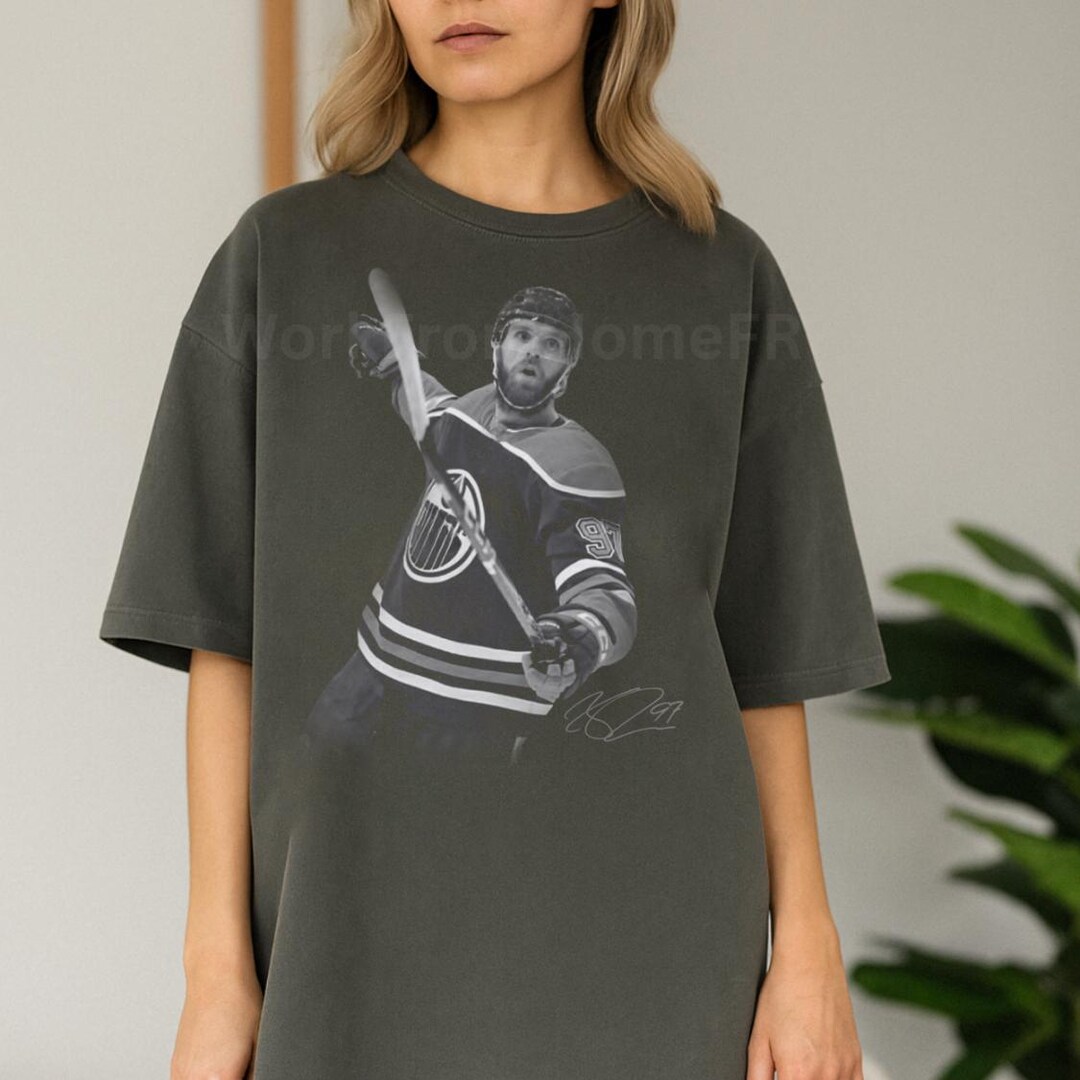 Vintage Connor Mcdavid Comfort Colors 90s Style Shirt Gift for Fans - Etsy