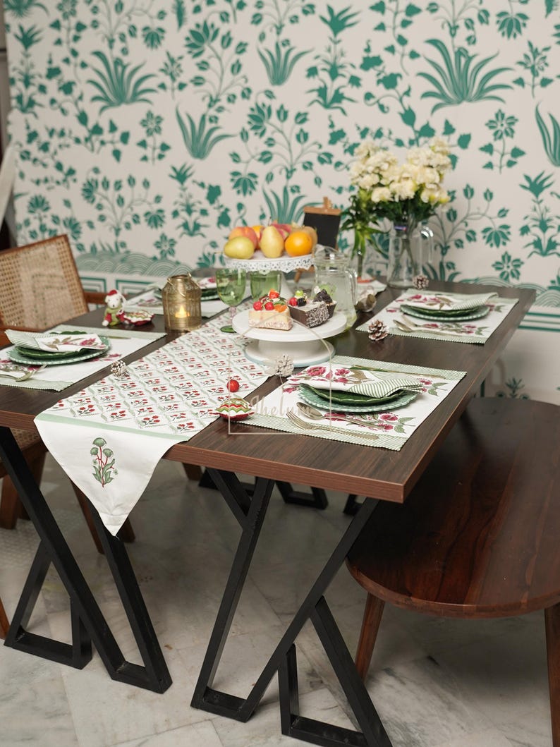 Natural Dining Table Runner Set With Elegant Floral Patten Embroidery ...