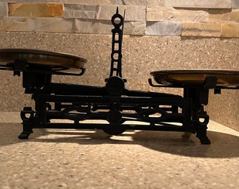 Vintage Cast Iron Balance Scale - Etsy