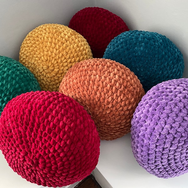 Round Pillow - Etsy