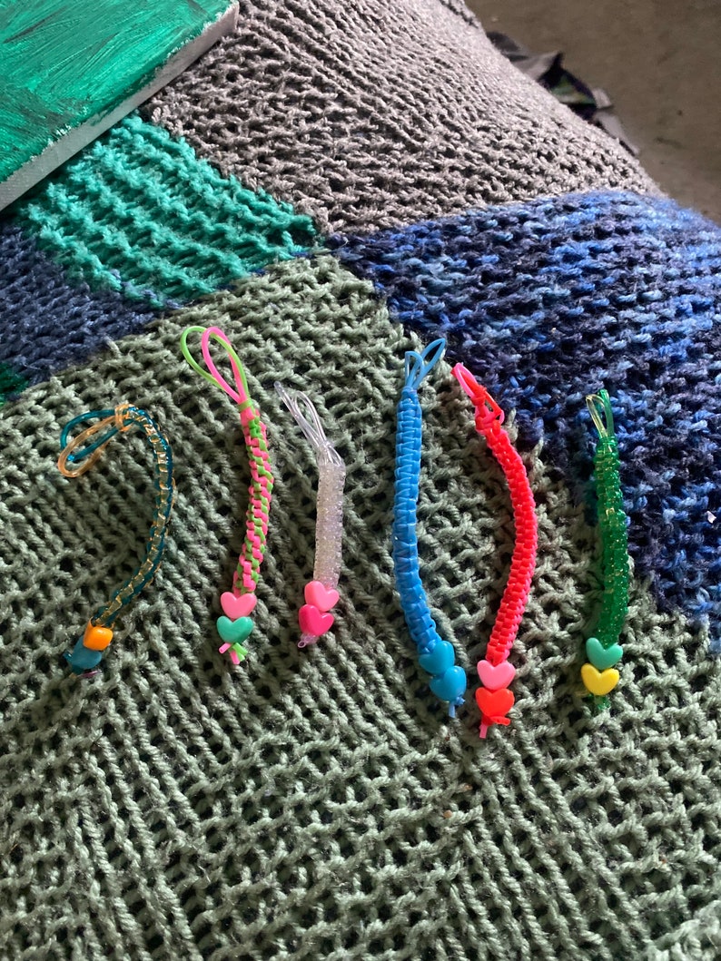 Scooby Lace Keychain - Etsy