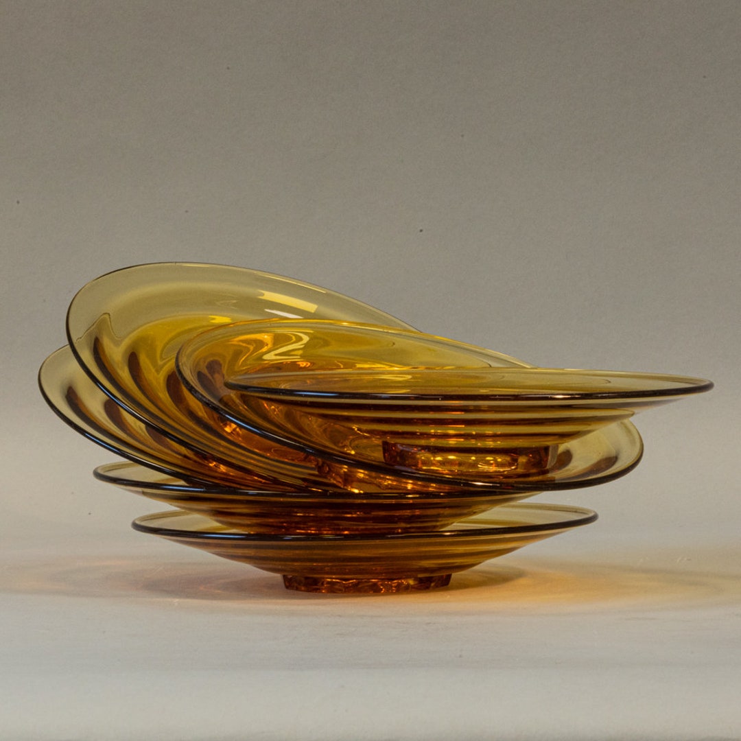 Vintage Finnish Plates Maininki by Göran Hongell - Etsy