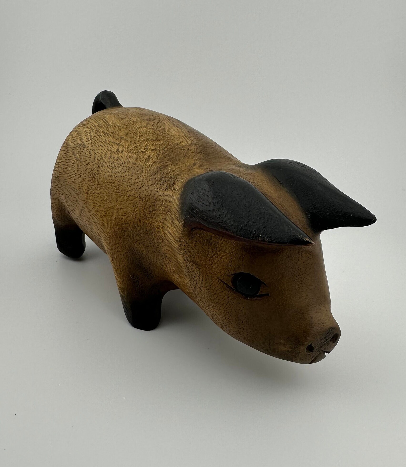 Vintage Folk Art Farmhouse Rustic Hand Carved Wooden Pig Figurines, Set ...