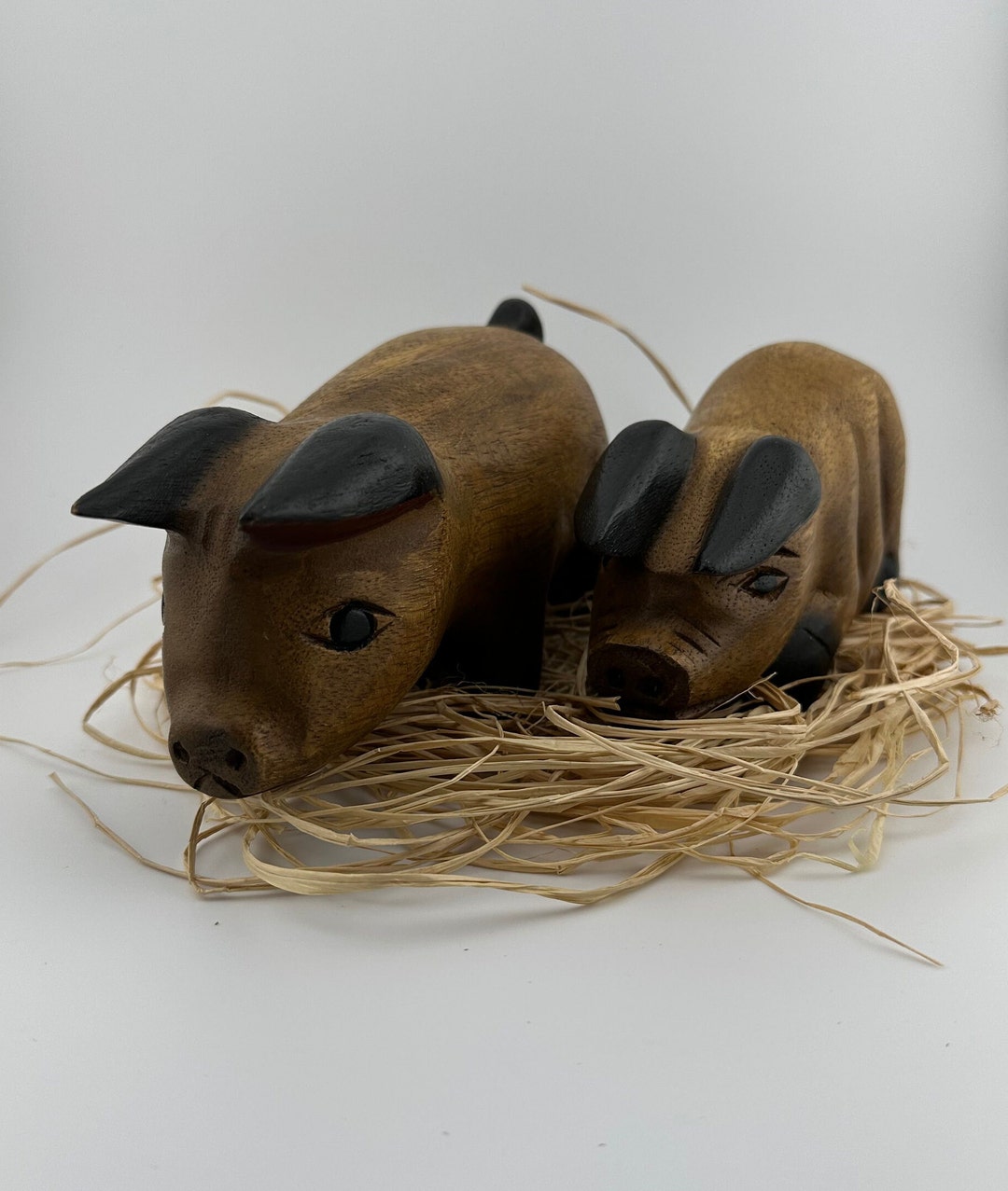 Vintage Folk Art Farmhouse Rustic Hand Carved Wooden Pig Figurines, Set ...