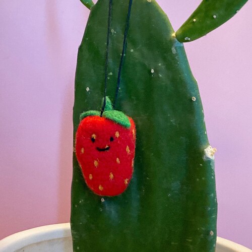 Felted Strawberry Felted Fruit Needle Felt Strawberry Wool - Etsy