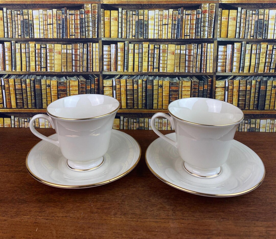 Classic Hayworth Lenox Footed Cup and Saucer Cosmopolitan Collection ...