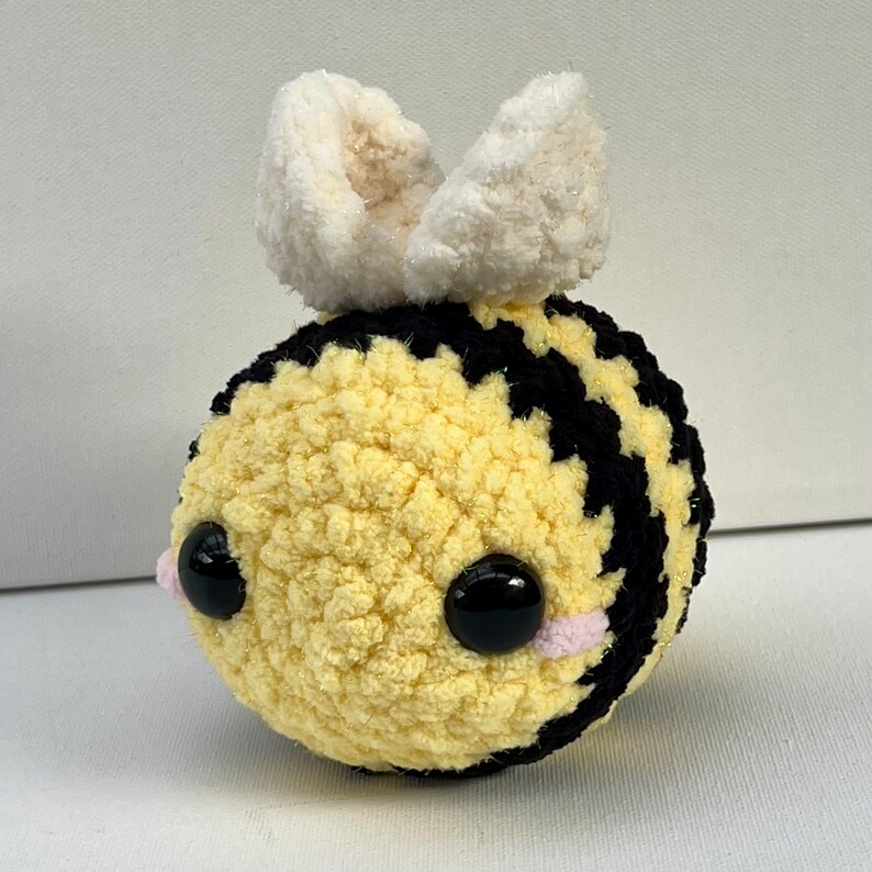 Crochet Sparkle Bee Plushie | Small Bee Plush | Cottagecore Decor ...