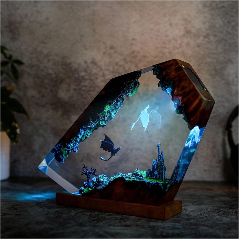 Diorama HTTYD Epoxy Lamp, Tooth.less and Light Fu.ruy Epoxy Lamp ...