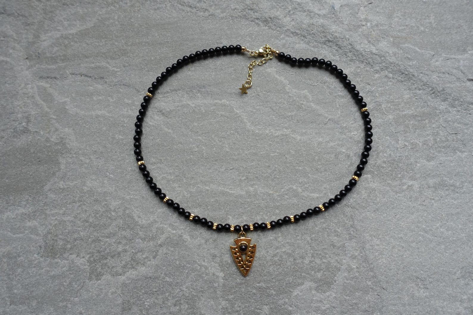 Black Onyx Crystal Arrowhead Beaded Necklace – Natural Gemstone Beads ...