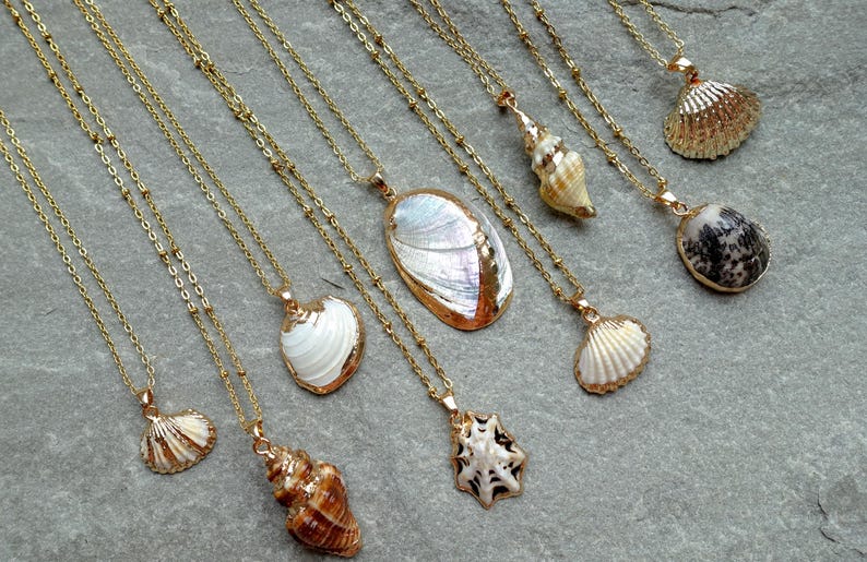 Natural Shell Pendant Necklace, Gold Tone Seashell Necklace, Minimalist ...