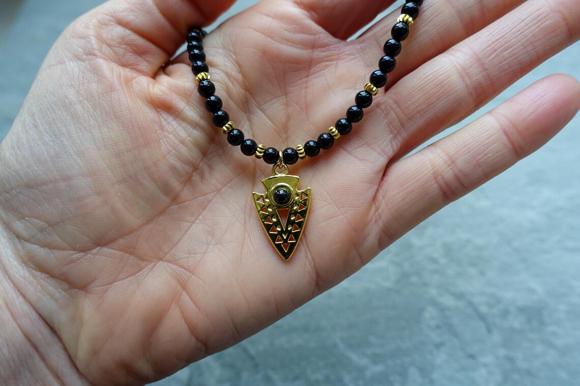 Black Onyx Crystal Arrowhead Beaded Necklace – Natural Gemstone Beads ...