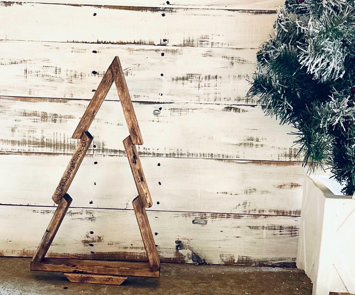 Wooden Christmas Trees for the Holiday Season. - Etsy